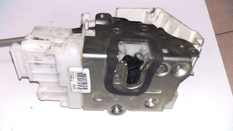 SERRATURA ANTERIORE SINISTRA MERCEDES CLASSE A 169 | Ricambi Usati